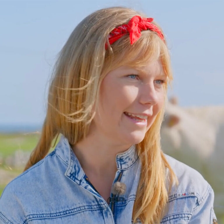 Mimmi Åsenius bekräftar ny pojkvän efter Bonde söker fru 2023