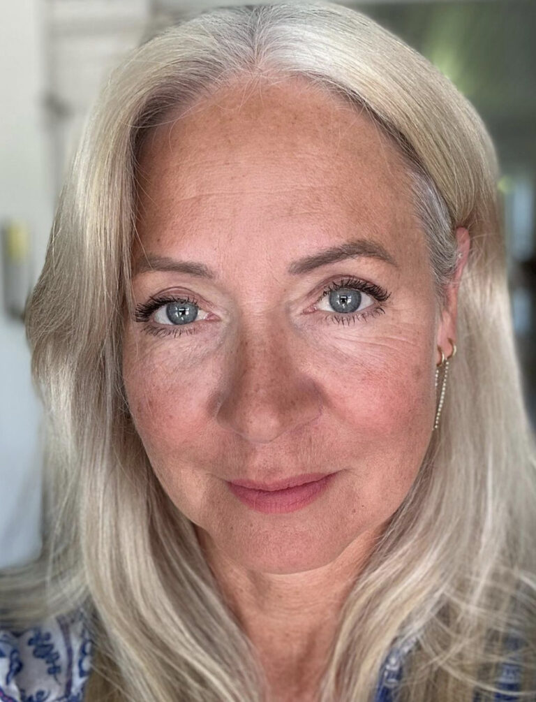 Pernilla Månsson Colts nya ord om hennes hyllade gråa hår