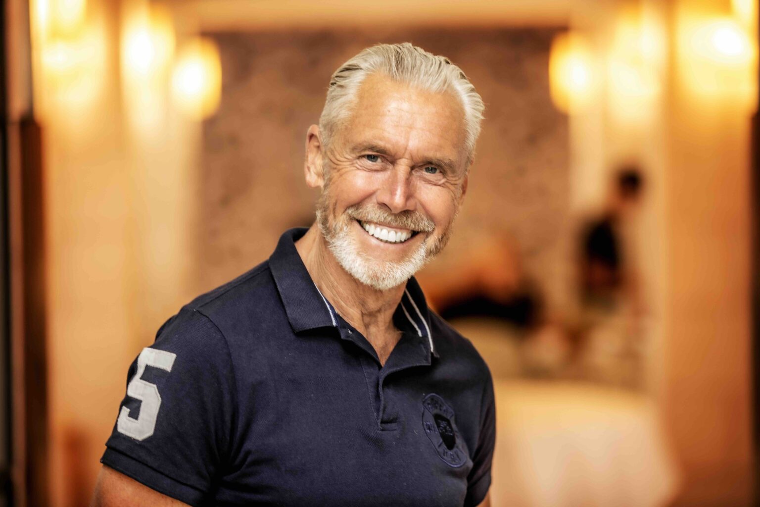 Sven-Eriks pik mot männen efter Hotell Romantik – ratar deras utseende ...