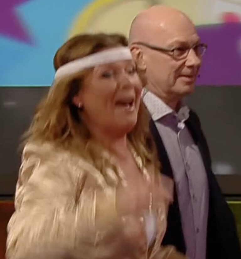 Lotta Engbergs intima stund med exet – framför Doktor Mikael