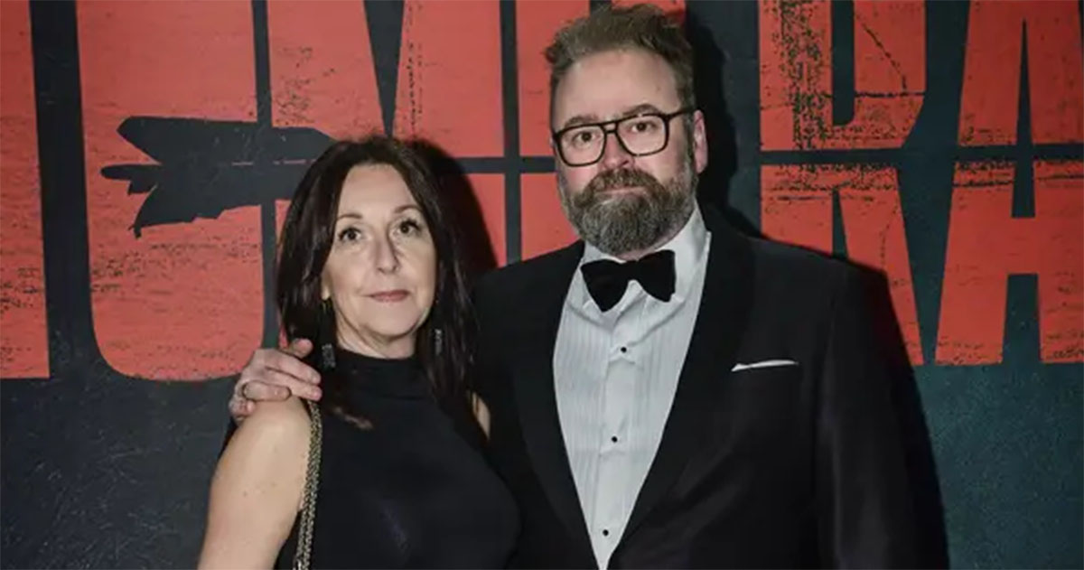 Hustrun Anettes avsked till Adam Alsing